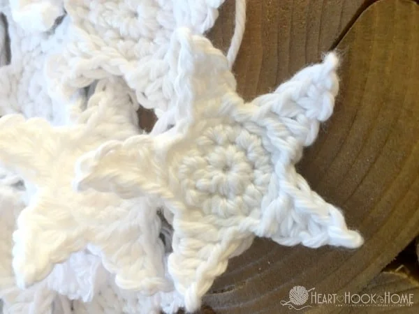 Crochet Star: How to Make a Star in Crochet (Video Tutorial)