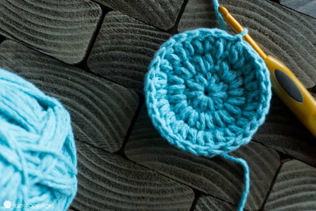 Lazy Day Beret Chemo Cap Free Crochet Pattern