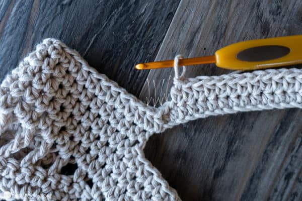Wave Market Bag Free Crochet Pattern - Heart Hook Home