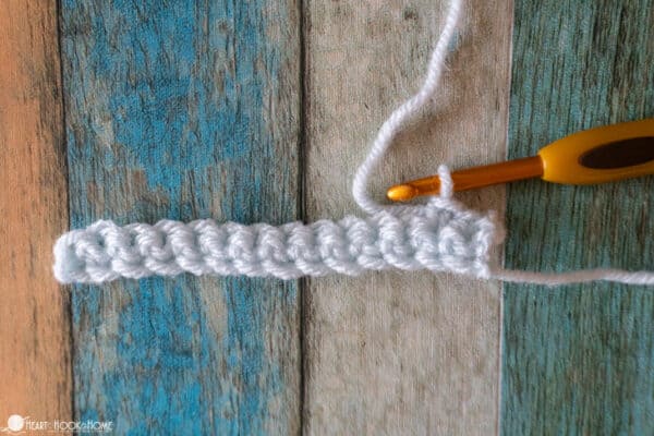 Alternating Single Crochet Spike Stitch Tutorial - Heart Hook Home
