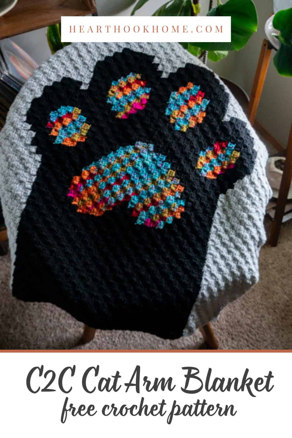 C2C Cat Arm Blanket - Heart Hook Home