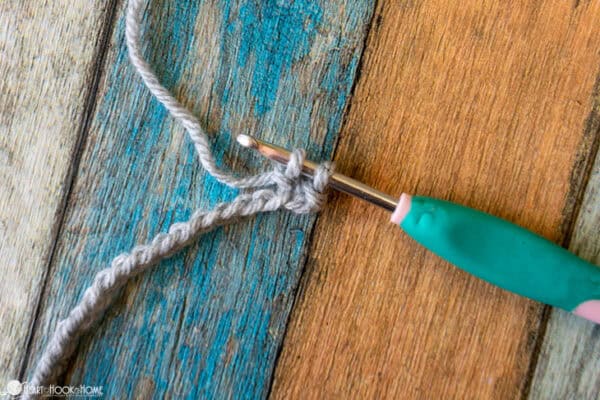 Step-by-Step Counterpane Crochet Stitch Tutorial - Heart Hook Home