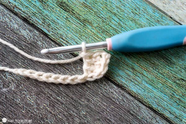 Linked Treble Crochet Stitch Tutorial - Heart Hook Home